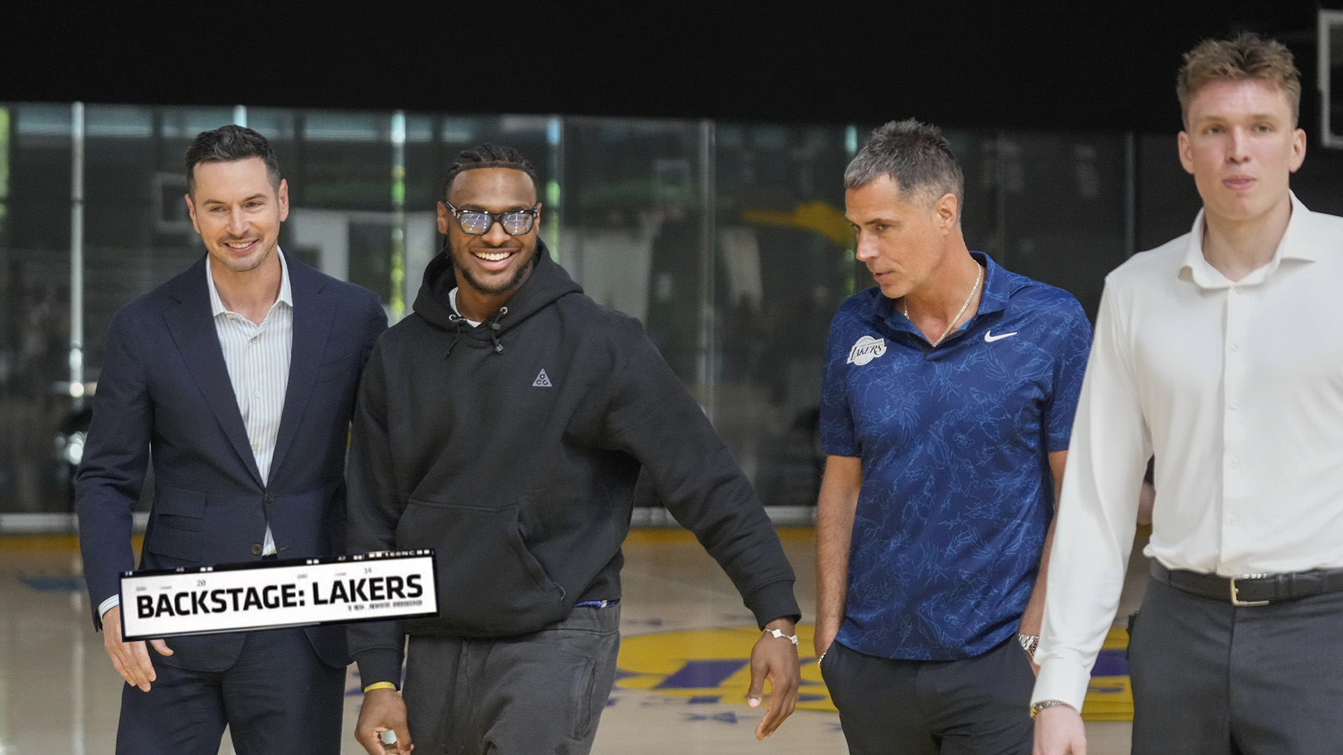 Backstage: Lakers - First Practice of the Season